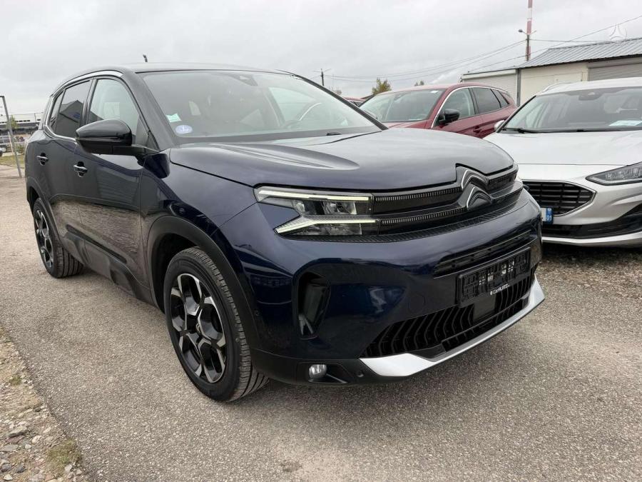 Blue Citroen C5 Aircross 2023 in Vilnius, with an engine capacity of 1.20 L and mileage of 151 thousand km for 13190 €, photo 5 on AUTOMOTO.COM.LV