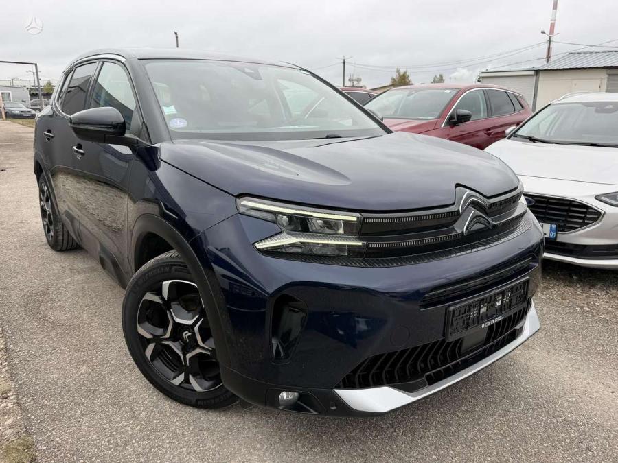 Blue Citroen C5 Aircross 2023 in Vilnius, with an engine capacity of 1.20 L and mileage of 151 thousand km for 13190 €, photo 9 on AUTOMOTO.COM.LV
