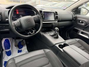 Blue Citroen C5 Aircross 2023 in Vilnius, with an engine capacity of 1.20 L and mileage of 151 thousand km for 13190 €, photo 16 on AUTOMOTO.COM.LV