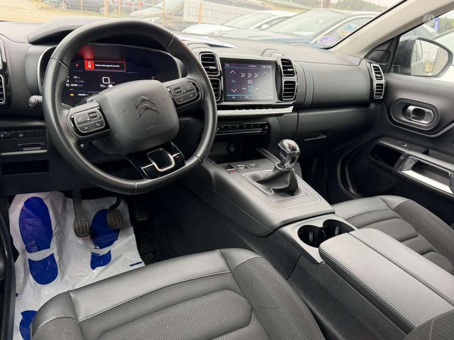 Blue Citroen C5 Aircross 2023 in Vilnius, with an engine capacity of 1.20 L and mileage of 151 thousand km for 13190 €, photo 16 on AUTOMOTO.COM.LV