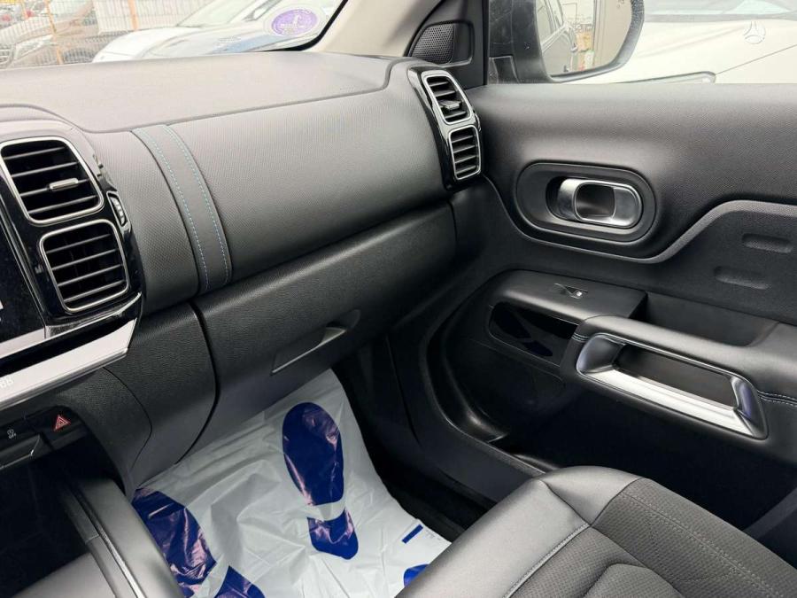 Blue Citroen C5 Aircross 2023 in Vilnius, with an engine capacity of 1.20 L and mileage of 151 thousand km for 13190 €, photo 21 on AUTOMOTO.COM.LV