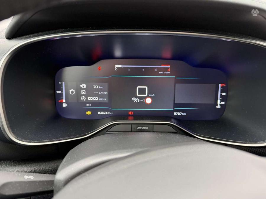 Blue Citroen C5 Aircross 2023 in Vilnius, with an engine capacity of 1.20 L and mileage of 151 thousand km for 13190 €, photo 27 on AUTOMOTO.COM.LV