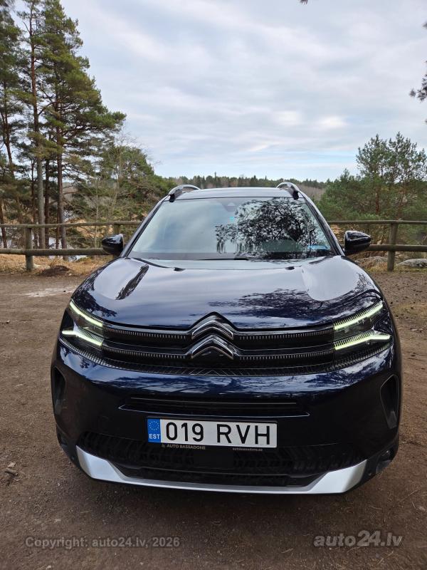 Blue Citroen C5 Aircross 2022 in Tallinn, with an engine capacity of 1.60 L and mileage of 39 thousand km for 26000 €, photo 4 on AUTOMOTO.COM.LV