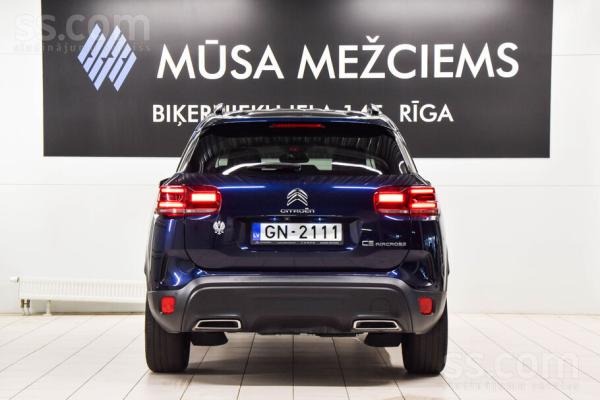 Blue Citroen C5 Aircross 2022 in Riga, with an engine capacity of 1.50 L and mileage of 112 thousand km for 17990 €, photo 7 on AUTOMOTO.COM.LV