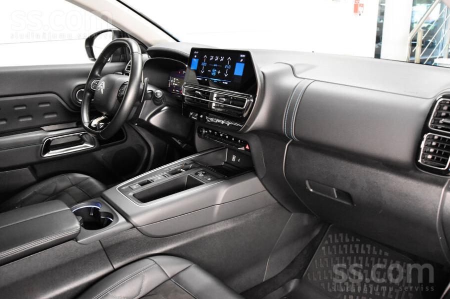 Zils Citroen C5 Aircross 2022 Rīga, ar dzinēja tilpumu 1.50 L un nobraukumu 112 tūkst. km par 17990 €, foto 16 vietnē AUTOMOTO.COM.LV