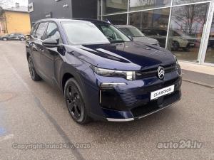 Zils Citroen C5 Aircross 2026 Tartu, ar dzinēja tilpumu 1.20 L un nobraukumu 5 tūkst. km par 35900 €, foto 3 vietnē AUTOMOTO.COM.LV
