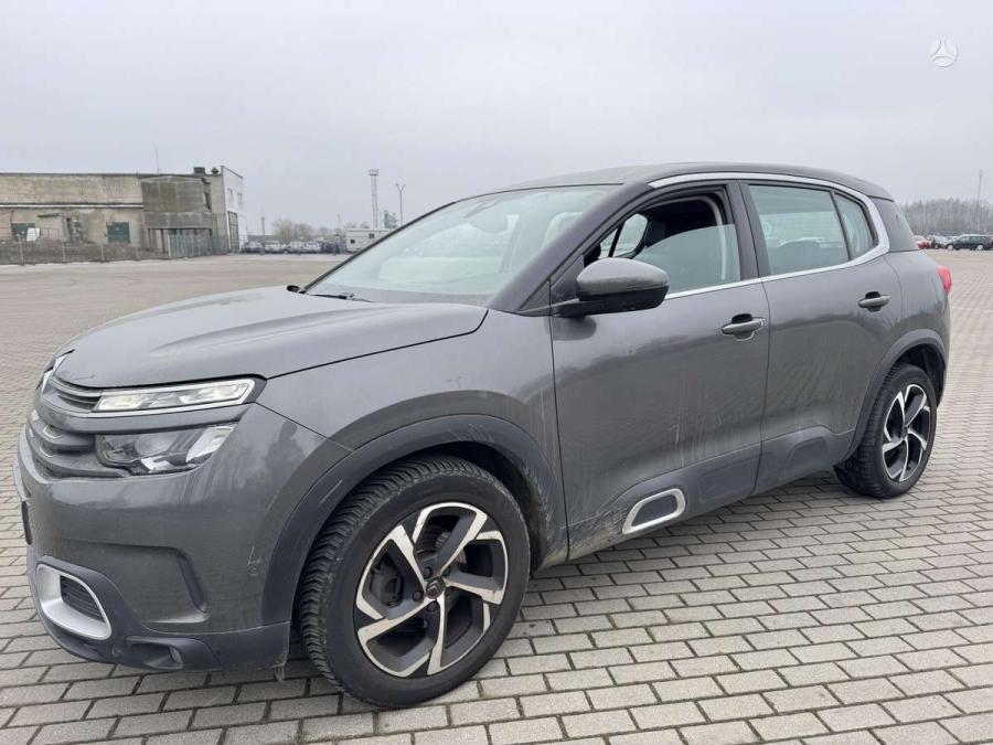 Brūns Citroen C5 Aircross 2020 Marijampole, ar dzinēja tilpumu 1.50 L un nobraukumu 178 tūkst. km par 12929 €, foto 1 vietnē AUTOMOTO.COM.LV
