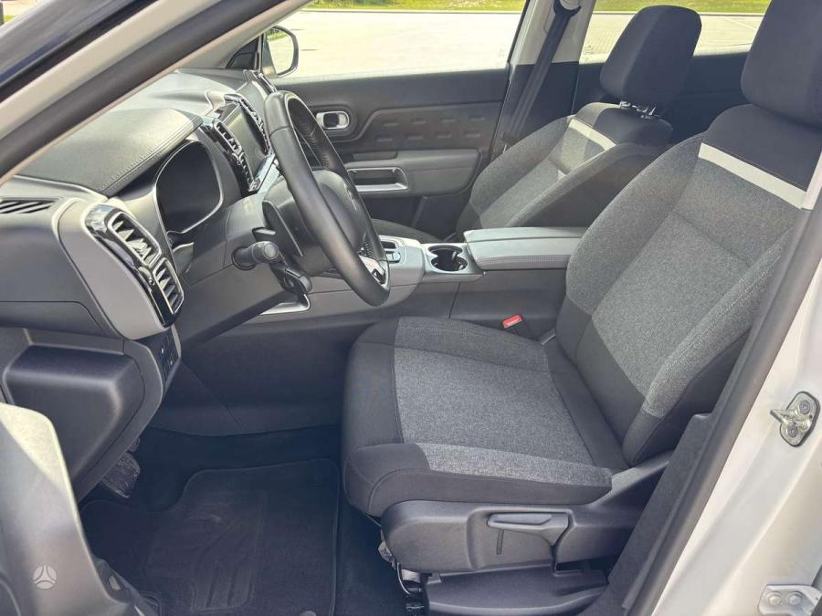 Citroen C5 Aircross 2020 in Taurage, with an engine capacity of 1.50 L and mileage of 201 thousand km for 10300 €, photo 15 on AUTOMOTO.COM.LV