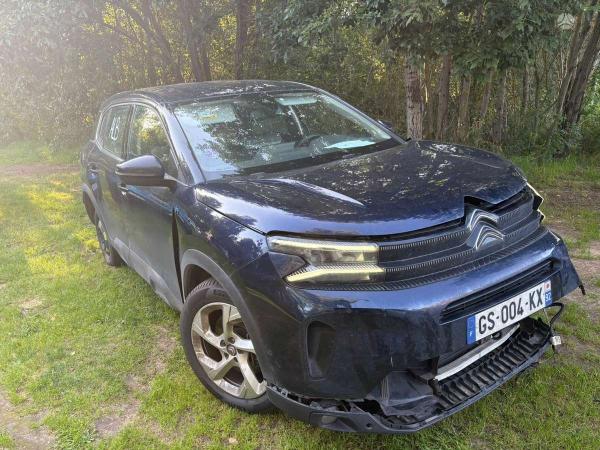 Citroen C5 Aircross 2023 Viļņa, ar dzinēja tilpumu 1.60 L un nobraukumu 99 tūkst. km par 8250 €, foto 1 vietnē AUTOMOTO.COM.LV