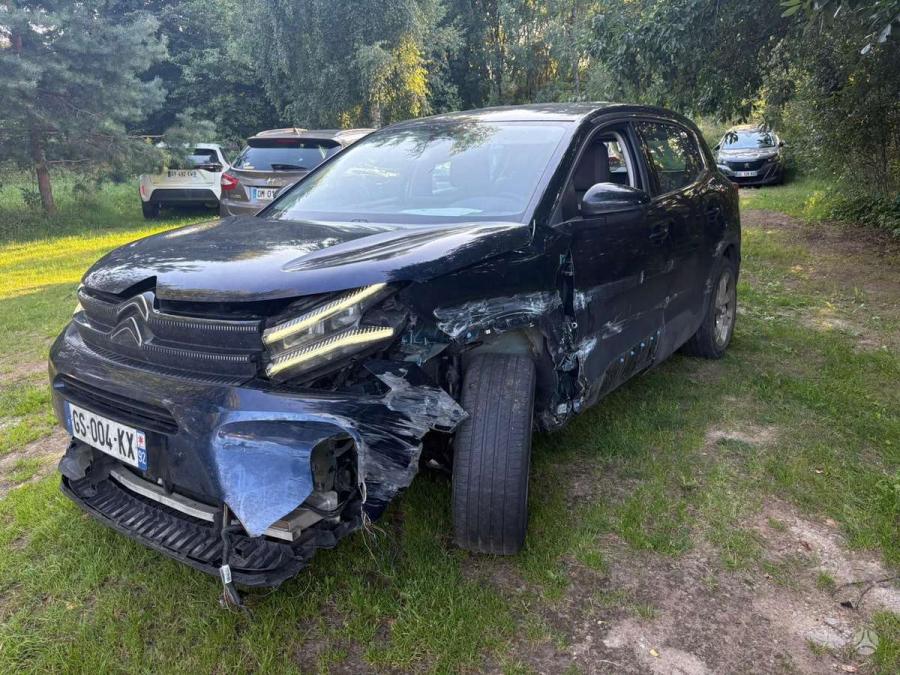 Ситроен C5 Aircross 2023 в Вильнюс, объемом двигателя 1.60 л и пробегом 99 тыс. км за 8250 €, фото 4 на AUTOMOTO.COM.LV