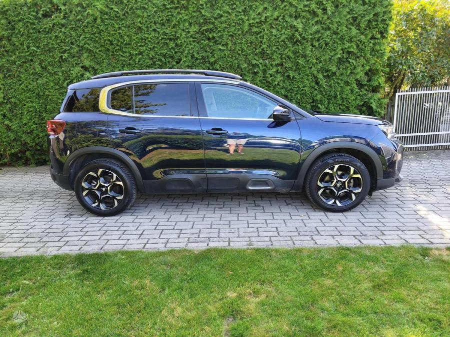 Citroen C5 Aircross 2023 in Kalvarija, with an engine capacity of 1.20 L and mileage of 151 thousand km for 15428 €, photo 8 on AUTOMOTO.COM.LV
