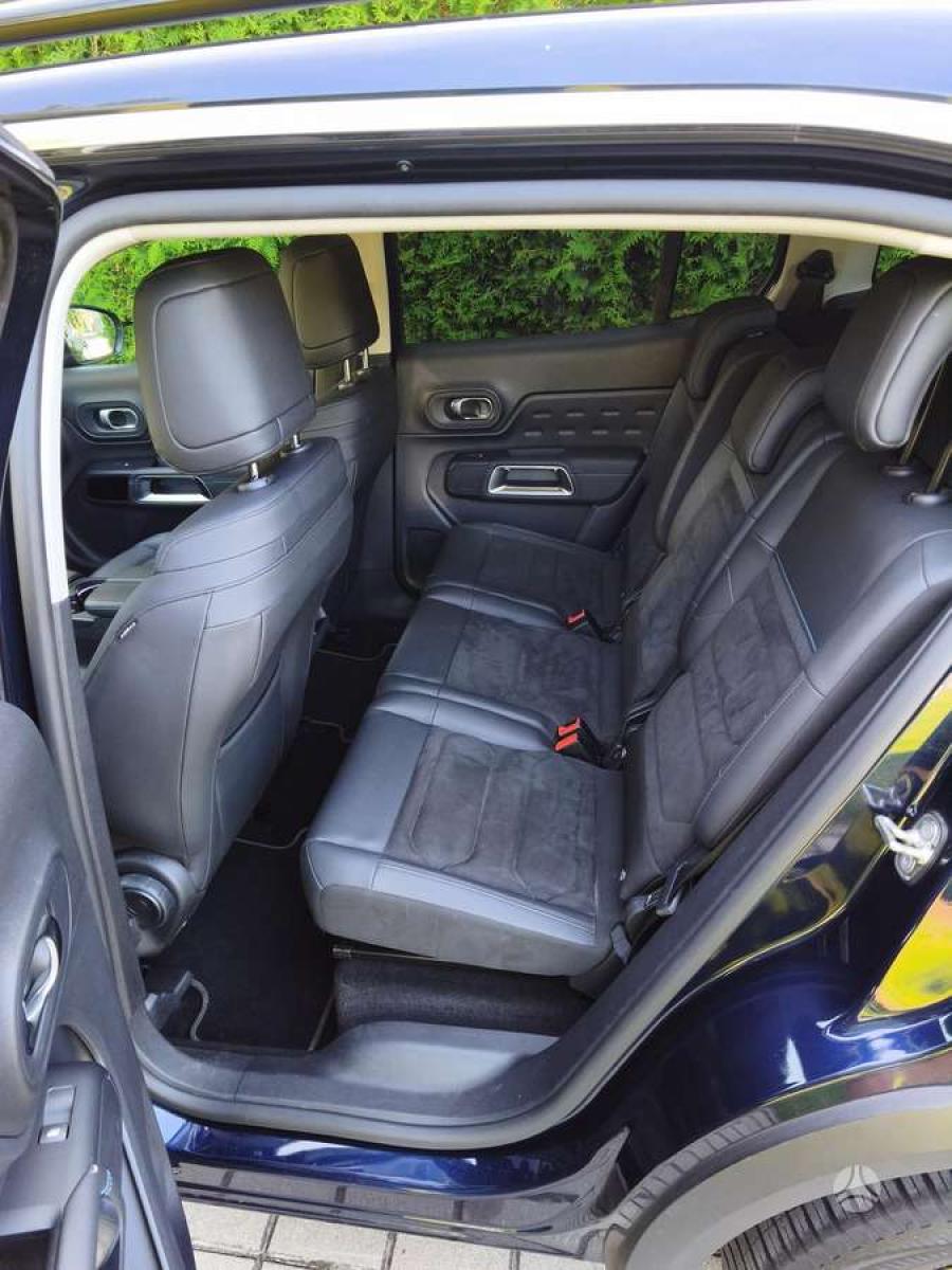 Citroen C5 Aircross 2023 in Kalvarija, with an engine capacity of 1.20 L and mileage of 151 thousand km for 15428 €, photo 14 on AUTOMOTO.COM.LV