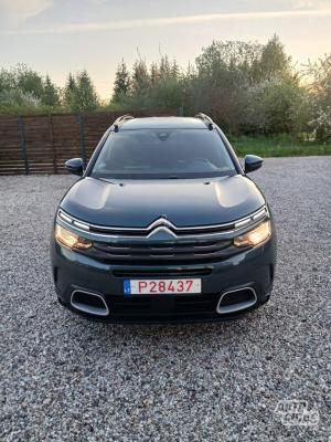 Зеленый Ситроен C5 Aircross 2019 в Клайпеда, объемом двигателя 1.50 л и пробегом 134 тыс. км за 12999 €, фото 3 на AUTOMOTO.COM.LV