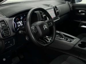 Green Citroen C5 Aircross 2020 in Vilnius, with an engine capacity of 1.20 L and mileage of 116 thousand km for 13999 €, photo 9 on AUTOMOTO.COM.LV