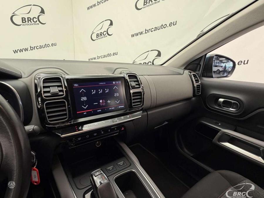 Zaļš Citroen C5 Aircross 2020 Viļņa, ar dzinēja tilpumu 1.20 L un nobraukumu 118 tūkst. km par 11900 €, foto 28 vietnē AUTOMOTO.COM.LV