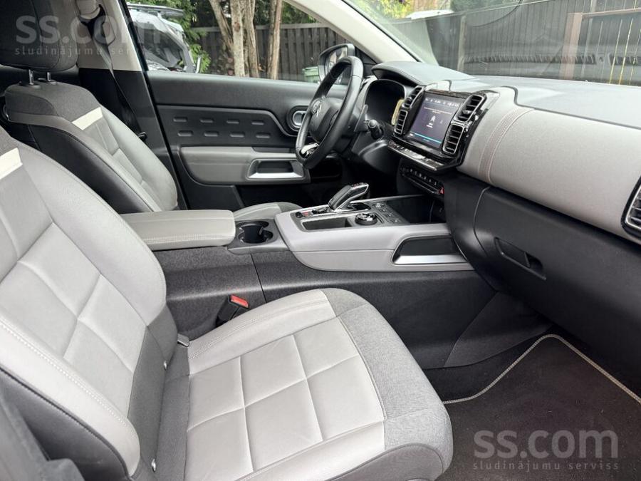 Зеленый Ситроен C5 Aircross 2020 в Огре, объемом двигателя 1.20 л и пробегом 126 тыс. км за 13150 €, фото 18 на AUTOMOTO.COM.LV