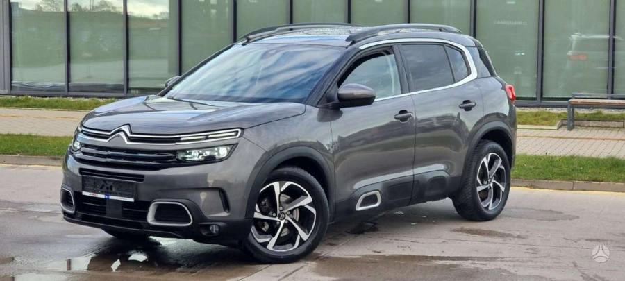 Grey Citroen C5 Aircross 2019 in Siauliai, with an engine capacity of 2.00 L and mileage of 210 thousand km for 13300 €, photo 2 on AUTOMOTO.COM.LV