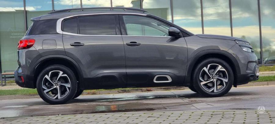 Grey Citroen C5 Aircross 2019 in Siauliai, with an engine capacity of 2.00 L and mileage of 210 thousand km for 13300 €, photo 7 on AUTOMOTO.COM.LV