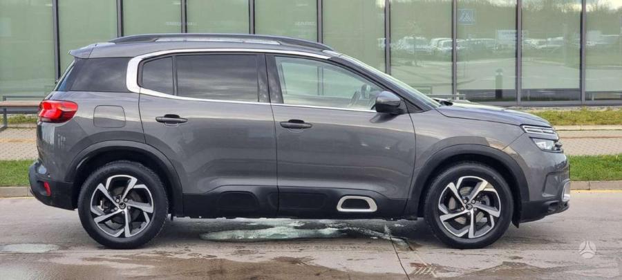Grey Citroen C5 Aircross 2019 in Siauliai, with an engine capacity of 2.00 L and mileage of 210 thousand km for 13300 €, photo 9 on AUTOMOTO.COM.LV