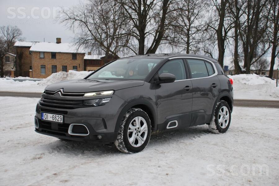 Pelēks Citroen C5 Aircross 2019 Ventspils, ar dzinēja tilpumu 1.20 L un nobraukumu 133 tūkst. km par 11700 €, foto 14 vietnē AUTOMOTO.COM.LV