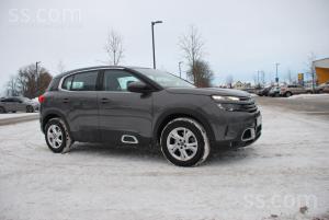 Pelēks Citroen C5 Aircross 2019 Ventspils, ar dzinēja tilpumu 1.20 L un nobraukumu 133 tūkst. km par 11700 €, foto 31 vietnē AUTOMOTO.COM.LV