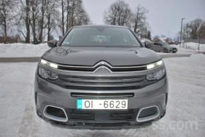 Pelēks Citroen C5 Aircross 2019 Ventspils, ar dzinēja tilpumu 1.20 L un nobraukumu 133 tūkst. km par 11700 €, foto 33 vietnē AUTOMOTO.COM.LV