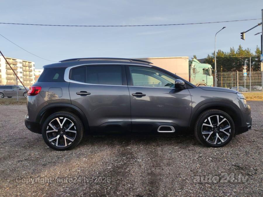 Grey Citroen C5 Aircross 2019 in Tallinn, with an engine capacity of 1.50 L and mileage of 170 thousand km for 11999 €, photo 6 on AUTOMOTO.COM.LV
