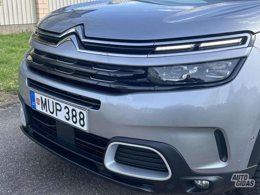 Pelēks Citroen C5 Aircross 2019 Kėdainiai, ar dzinēja tilpumu 2.00 L un nobraukumu 215 tūkst. km par 14800 €, foto 7 vietnē AUTOMOTO.COM.LV
