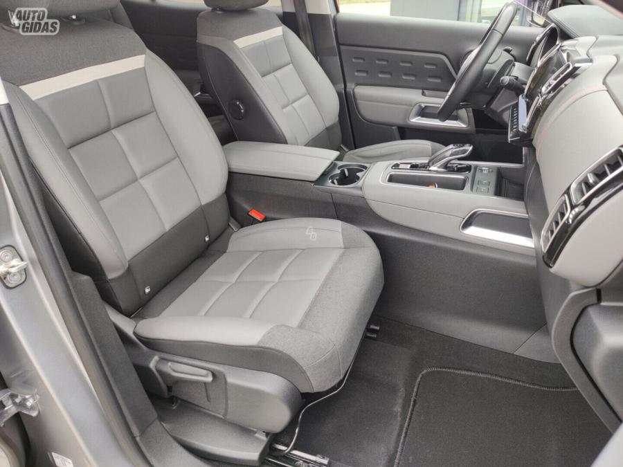 Pelēks Citroen C5 Aircross 2019 Šauļi, ar dzinēja tilpumu 1.50 L un nobraukumu 200 tūkst. km par 12600 €, foto 18 vietnē AUTOMOTO.COM.LV