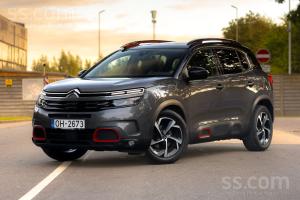 Pelēks Citroen C5 Aircross 2019 Jelgava, ar dzinēja tilpumu 2.00 L un nobraukumu 242 tūkst. km par 13470 €, foto  vietnē AUTOMOTO.COM.LV