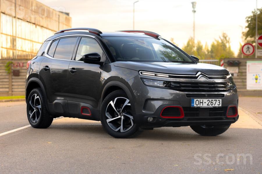 Серый Ситроен C5 Aircross 2019 в Елгава, объемом двигателя 2.00 л и пробегом 242 тыс. км за 13470 €, фото 3 на AUTOMOTO.COM.LV