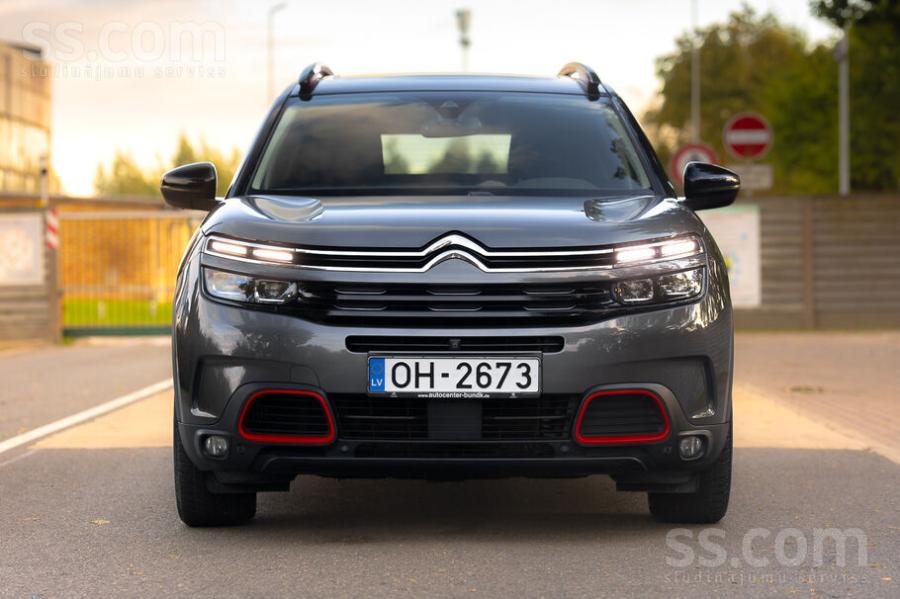Серый Ситроен C5 Aircross 2019 в Елгава, объемом двигателя 2.00 л и пробегом 242 тыс. км за 13470 €, фото 4 на AUTOMOTO.COM.LV
