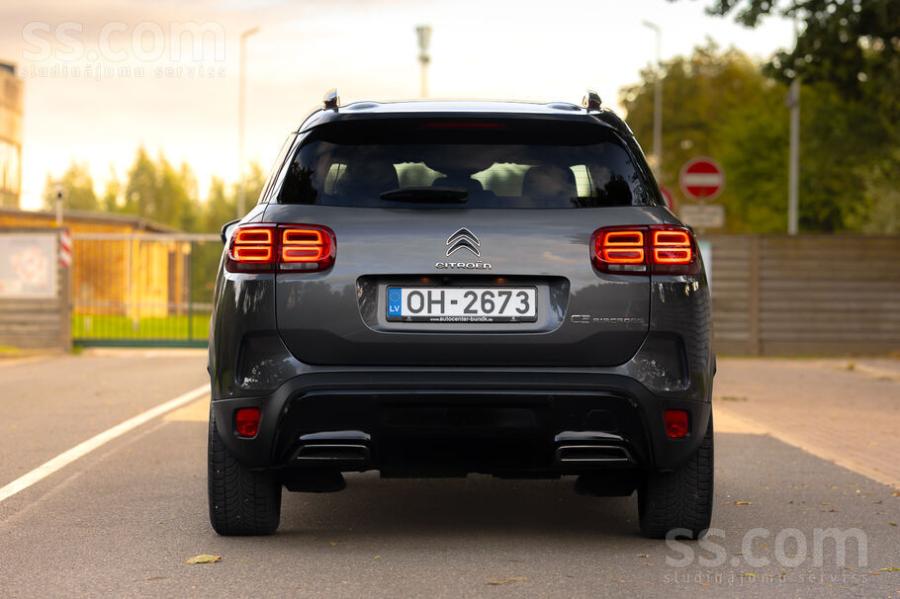 Серый Ситроен C5 Aircross 2019 в Елгава, объемом двигателя 2.00 л и пробегом 242 тыс. км за 13470 €, фото 5 на AUTOMOTO.COM.LV