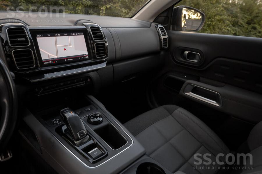 Серый Ситроен C5 Aircross 2019 в Елгава, объемом двигателя 2.00 л и пробегом 242 тыс. км за 13470 €, фото 20 на AUTOMOTO.COM.LV