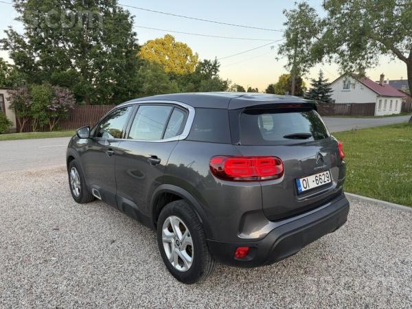 Grey Citroen C5 Aircross 2019 in Ventspils, with an engine capacity of 1.20 L and mileage of 137 thousand km for 10700 €, photo 6 on AUTOMOTO.COM.LV