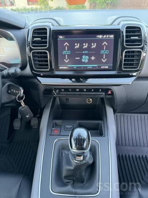 Серый Ситроен C5 Aircross 2019 в Вентспилс, объемом двигателя 1.20 л и пробегом 137 тыс. км за 10700 €, фото 27 на AUTOMOTO.COM.LV