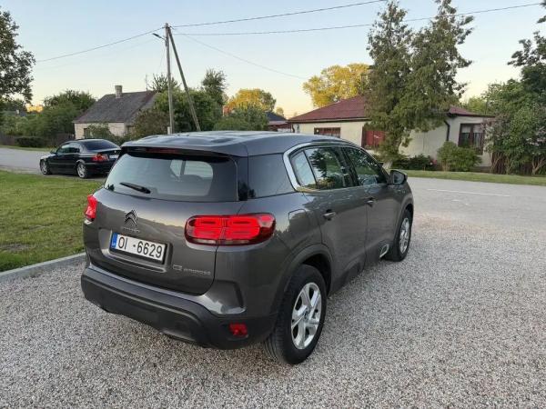 Grey Citroen C5 Aircross 2019 in Ventspils, with an engine capacity of 1.20 L and mileage of 137 thousand km for 10700 €, photo 4 on AUTOMOTO.COM.LV