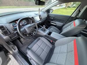 Pelēks Citroen C5 Aircross 2019 Ventspils, ar dzinēja tilpumu 1.20 L un nobraukumu 137 tūkst. km par 10700 €, foto 16 vietnē AUTOMOTO.COM.LV
