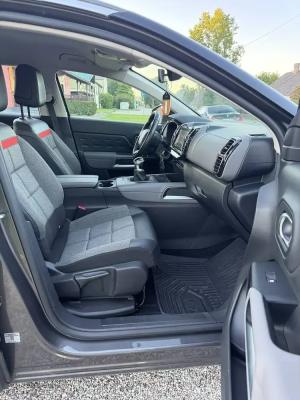 Pelēks Citroen C5 Aircross 2019 Ventspils, ar dzinēja tilpumu 1.20 L un nobraukumu 137 tūkst. km par 10700 €, foto 17 vietnē AUTOMOTO.COM.LV