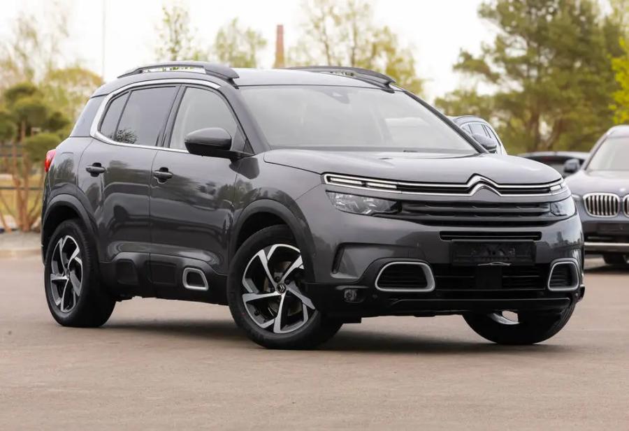 Серый Ситроен C5 Aircross 2019 в Елгава, объемом двигателя 1.20 л и пробегом 116 тыс. км за 11950 €, фото 5 на AUTOMOTO.COM.LV