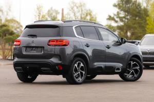 Серый Ситроен C5 Aircross 2019 в Елгава, объемом двигателя 1.20 л и пробегом 116 тыс. км за 11950 €, фото 8 на AUTOMOTO.COM.LV