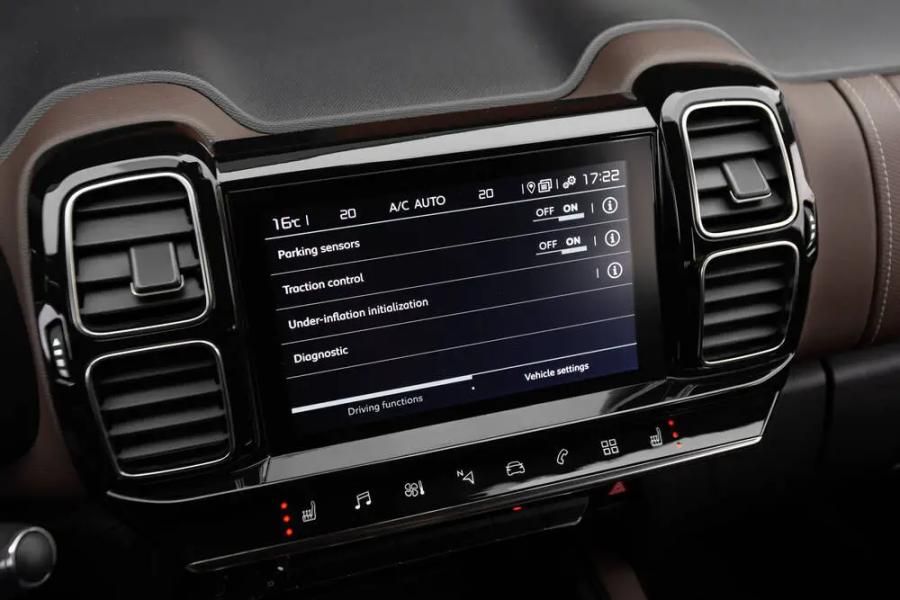 Серый Ситроен C5 Aircross 2019 в Елгава, объемом двигателя 1.20 л и пробегом 116 тыс. км за 11950 €, фото 27 на AUTOMOTO.COM.LV