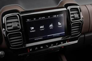 Серый Ситроен C5 Aircross 2019 в Елгава, объемом двигателя 1.20 л и пробегом 116 тыс. км за 11950 €, фото 28 на AUTOMOTO.COM.LV