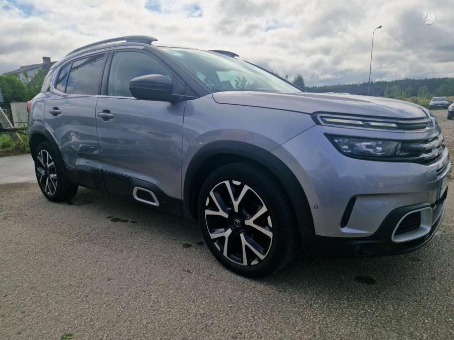 Серый Ситроен C5 Aircross 2019 в Таураге, объемом двигателя 1.50 л и пробегом 200 тыс. км за 10500 €, фото 4 на AUTOMOTO.COM.LV