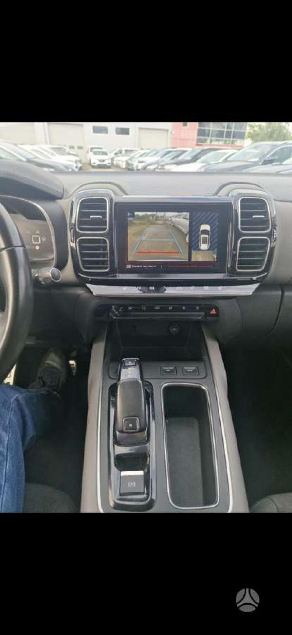 Серый Ситроен C5 Aircross 2019 в Таураге, объемом двигателя 1.50 л и пробегом 200 тыс. км за 10500 €, фото 10 на AUTOMOTO.COM.LV