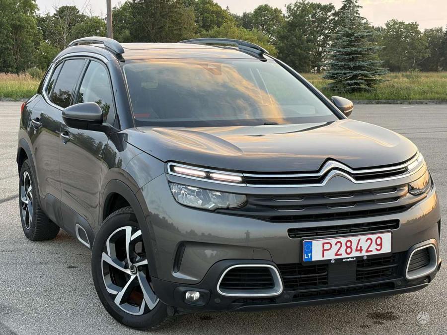 Pelēks Citroen C5 Aircross 2019 Raseiniai, ar dzinēja tilpumu 1.50 L un nobraukumu 203 tūkst. km par 10999 €, foto 9 vietnē AUTOMOTO.COM.LV