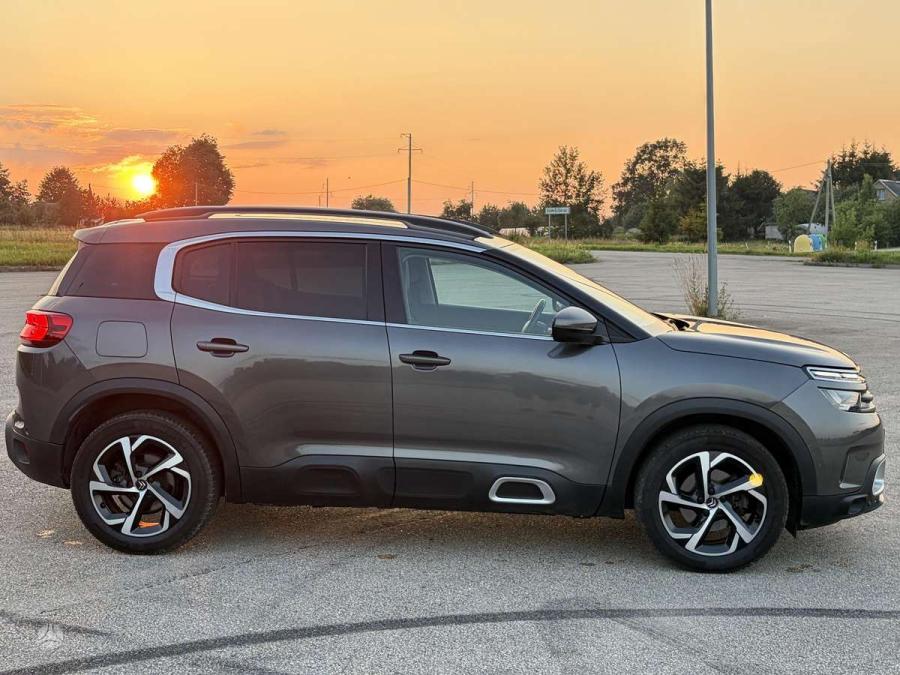 Pelēks Citroen C5 Aircross 2019 Raseiniai, ar dzinēja tilpumu 1.50 L un nobraukumu 203 tūkst. km par 10999 €, foto 11 vietnē AUTOMOTO.COM.LV