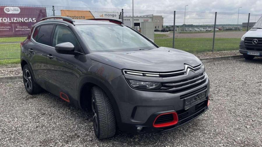 Grey Citroen C5 Aircross 2019 in Marijampole, with an engine capacity of 2.00 L and mileage of 256 thousand km for 14490 €, photo 9 on AUTOMOTO.COM.LV