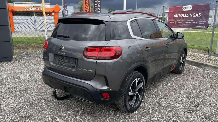 Grey Citroen C5 Aircross 2019 in Marijampole, with an engine capacity of 2.00 L and mileage of 256 thousand km for 14490 €, photo 11 on AUTOMOTO.COM.LV