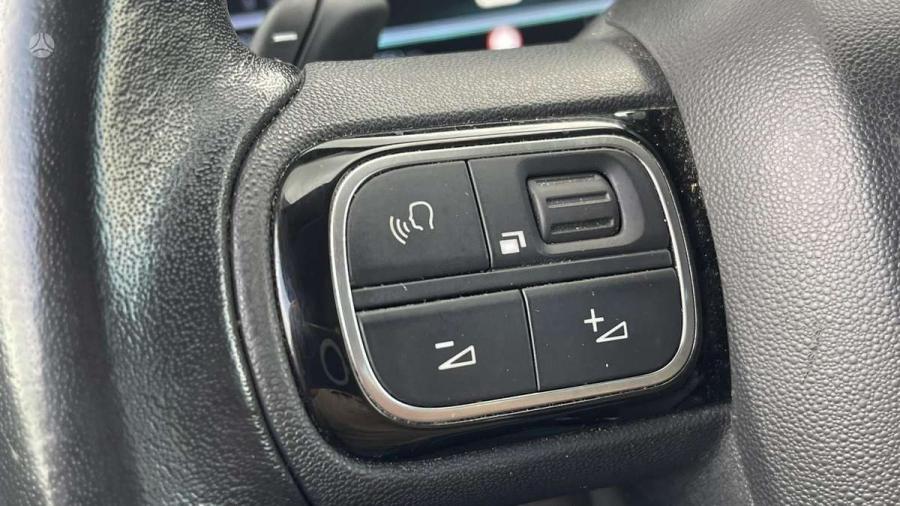 Grey Citroen C5 Aircross 2019 in Marijampole, with an engine capacity of 2.00 L and mileage of 256 thousand km for 14490 €, photo 32 on AUTOMOTO.COM.LV
